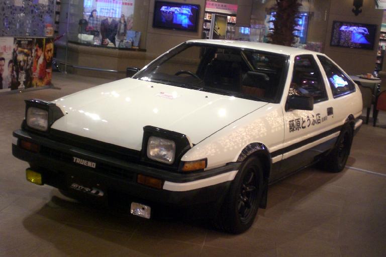 Coche del día: Toyota Corolla Levin/Sprinter Trueno (AE86) - espíritu RACER