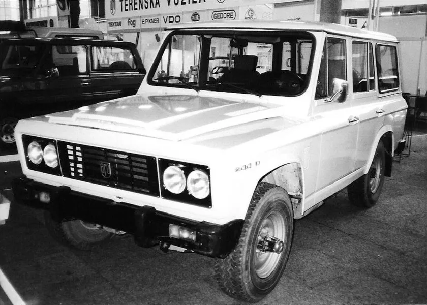 Coche del día: Aro 244 D - espíritu RACER